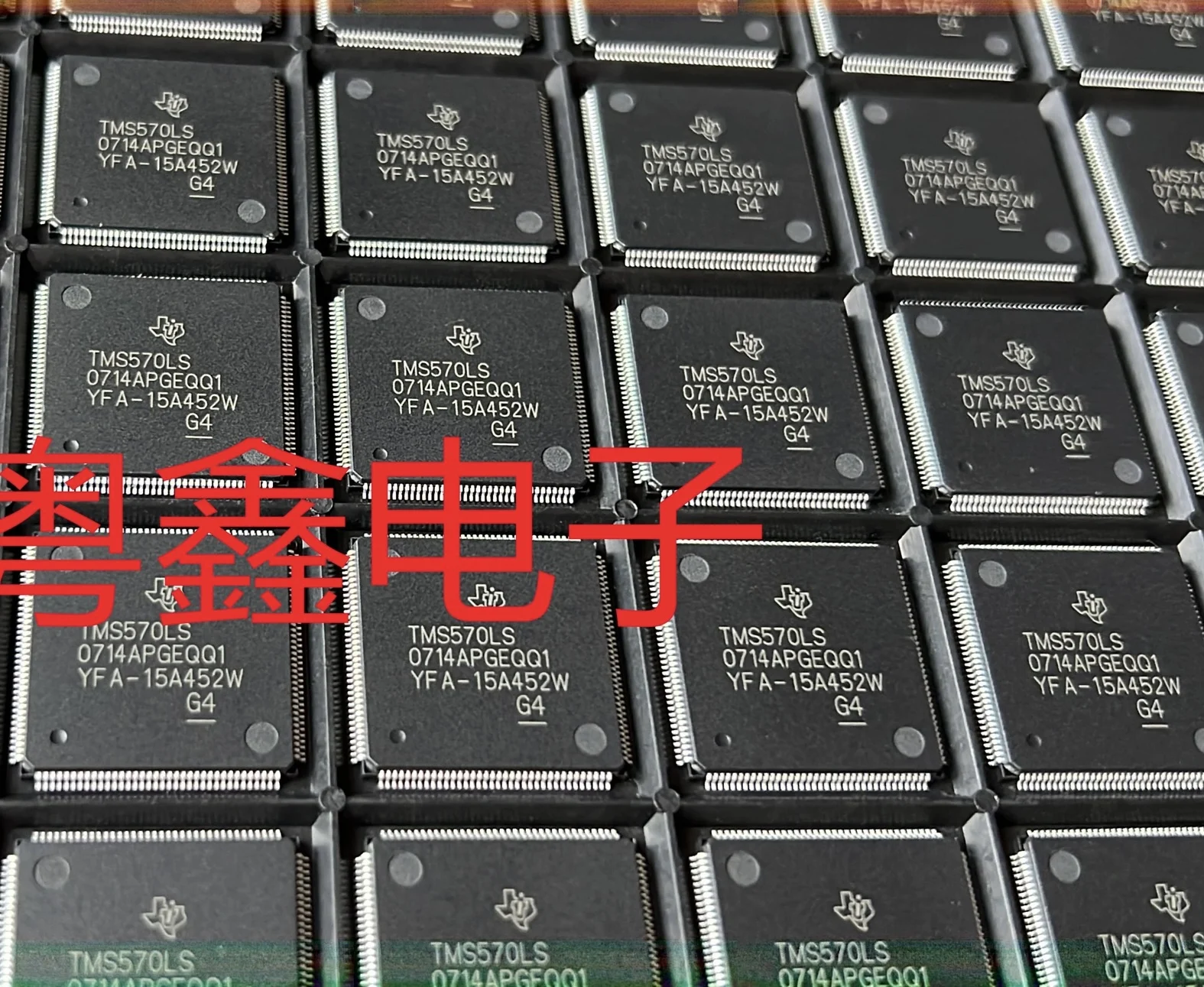 Saf505baf53db4e0fb685a2bd3f9774bb9.jpg