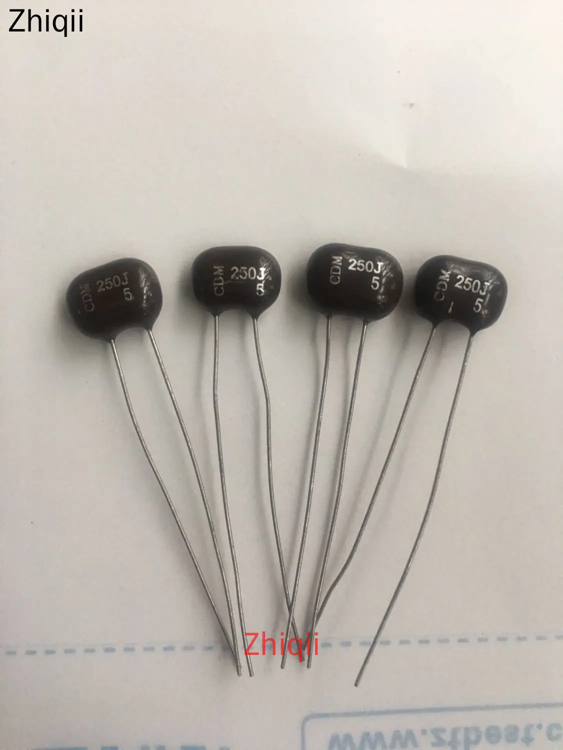 10pcs-20pcs-Original-new-250PF-500V-CDM-silver-mica-capacitor-500V250PF ...