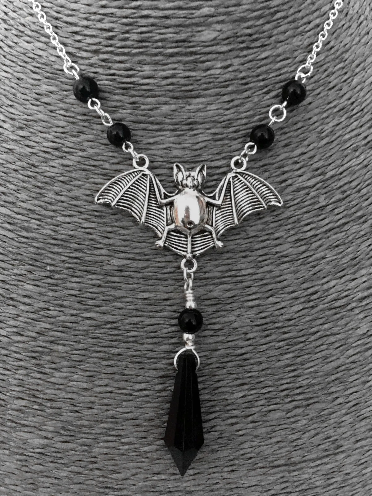 Magic-Black-Droplet-Euro-American-Gothic-wizard-Bat-necklace.jpg