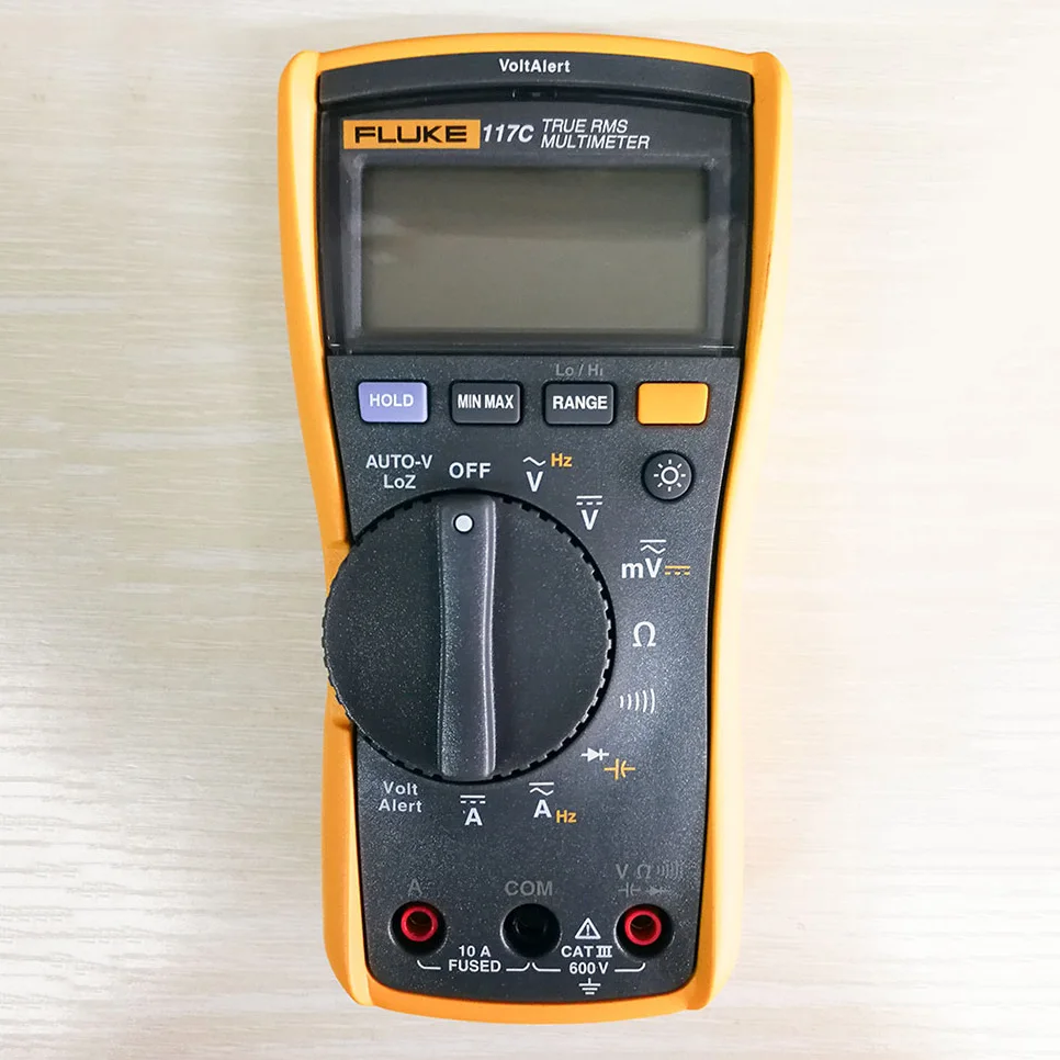 Fluke 117C True RMS Auto Voltage Digital Multimeter with AC/DC Current,Capacitance,Resistance ...