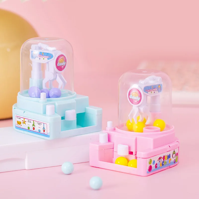 Spiky Ball Claw Machine