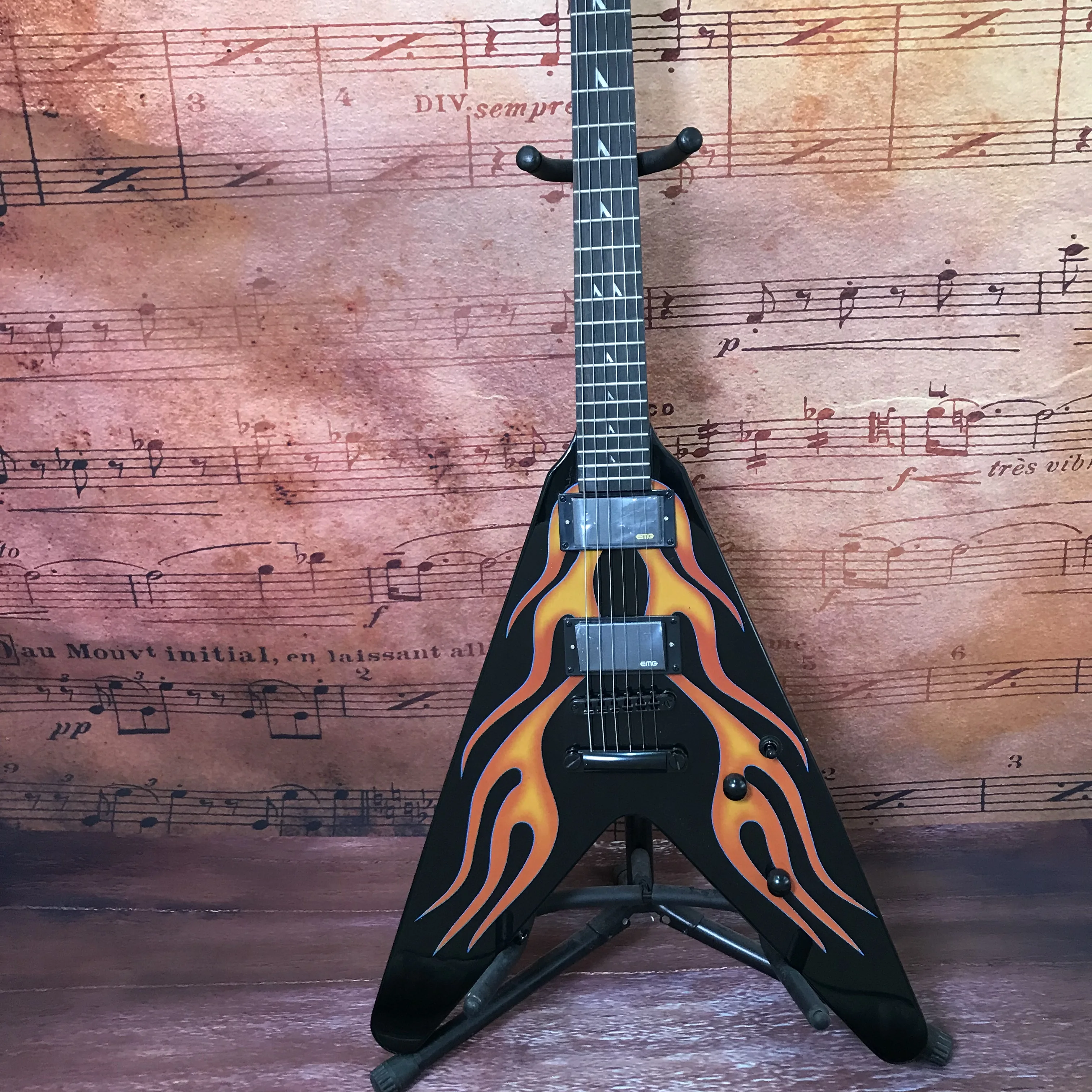 Factory customization electric guitar flying V flame pattern on top ...