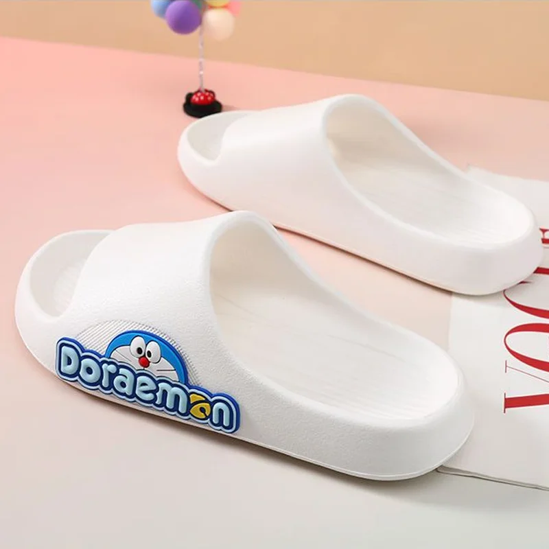 Sandal Doraemon