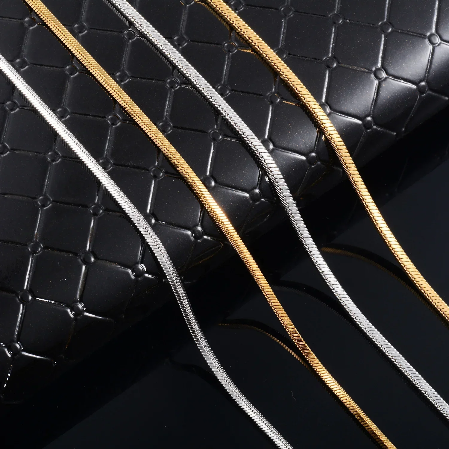 Yadreva-Square-Snake-Stainless-Steel-Necklace-Long-Stereoscopic-Chain ...