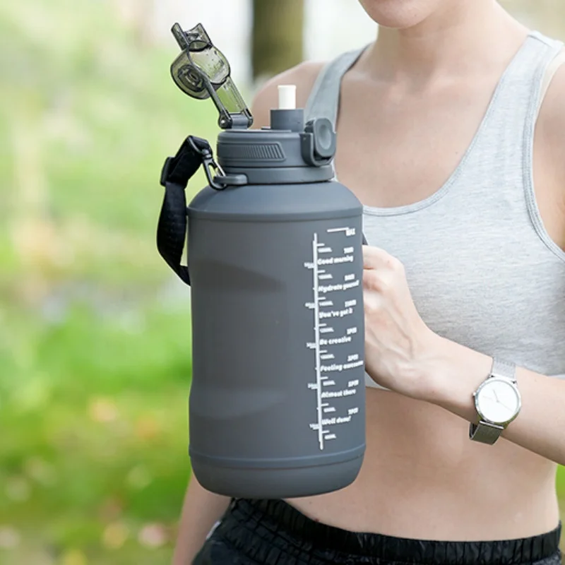 2L-Silicone-Foldable-Water-Bottle-Large-Capacity-BPA-Free-Sports-Water ...