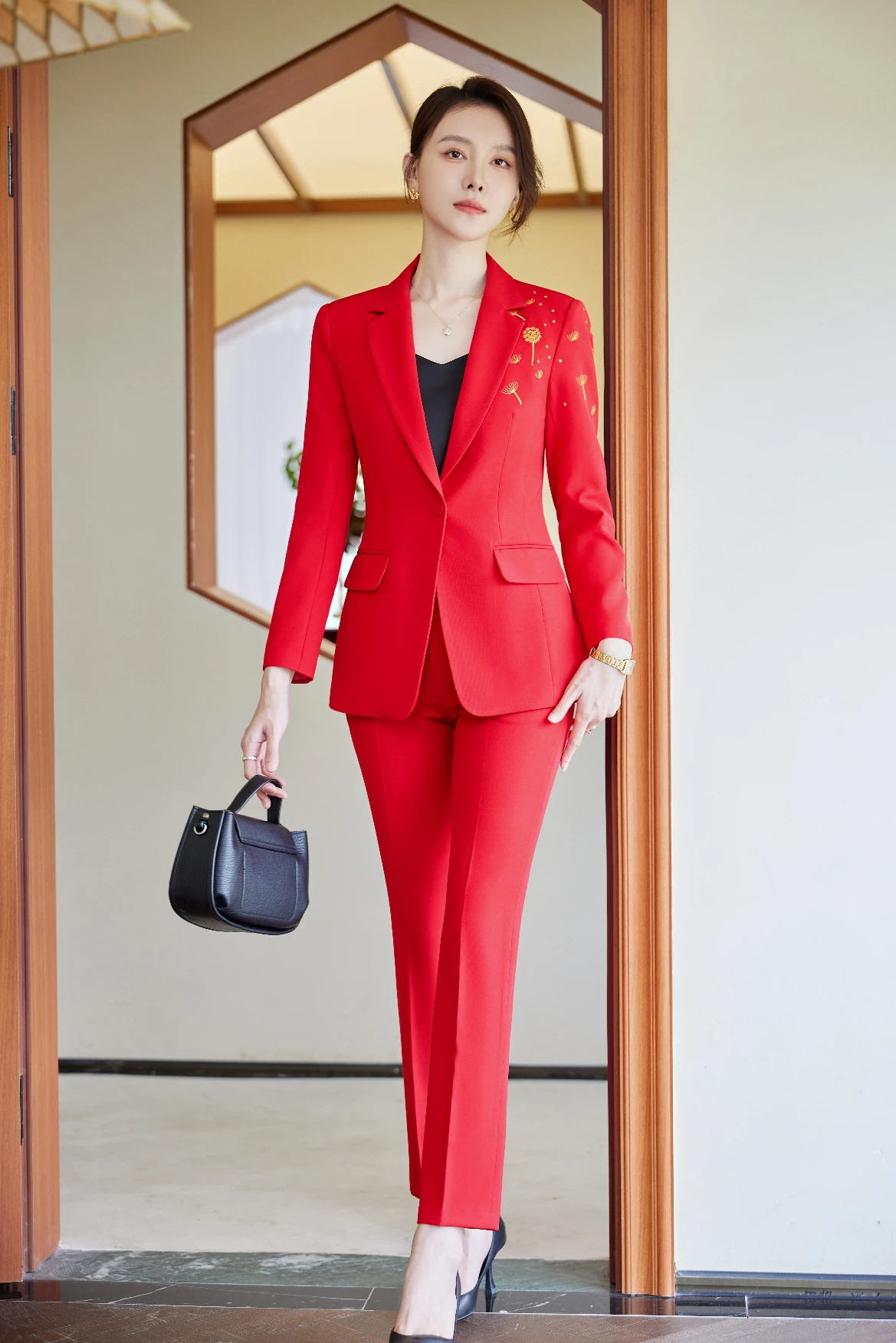 Elegant-Professional-Suit-for-Women-High-Quality-Suit-to-Lead-the-Trend ...