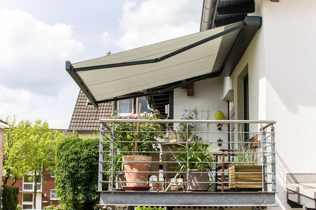 Custom Aluminum Motorized Retractable Automatic Awnings Outdoor Patio ...