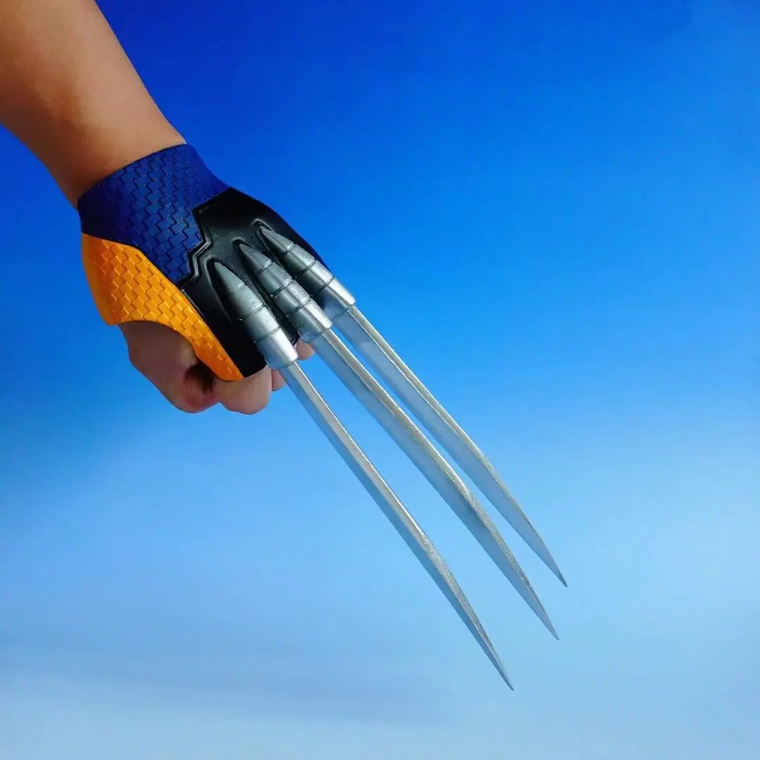 X-men-Logan-Wolverine-Claws-1-1-Scale-Figure-Model-Collectible-Toy.jpg