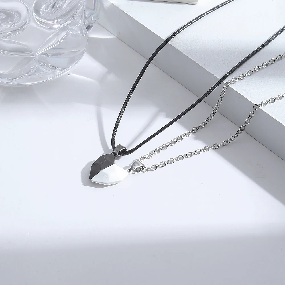 Korean Fashion Magnetic Couple Necklace For Lovers Gothic Punk Heart Pendant Necklace For Men ...