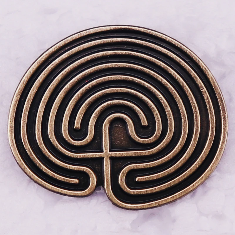 Celtic-Maze-Labyrinth-Enamel-Pin-Metal-Badge-Relax-Finger-Labyrinths ...