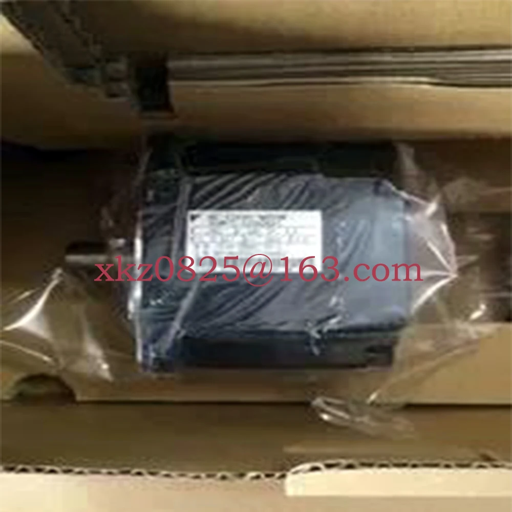 New-Original-Servo-Motor-SGMPS-01ACA61.jpg
