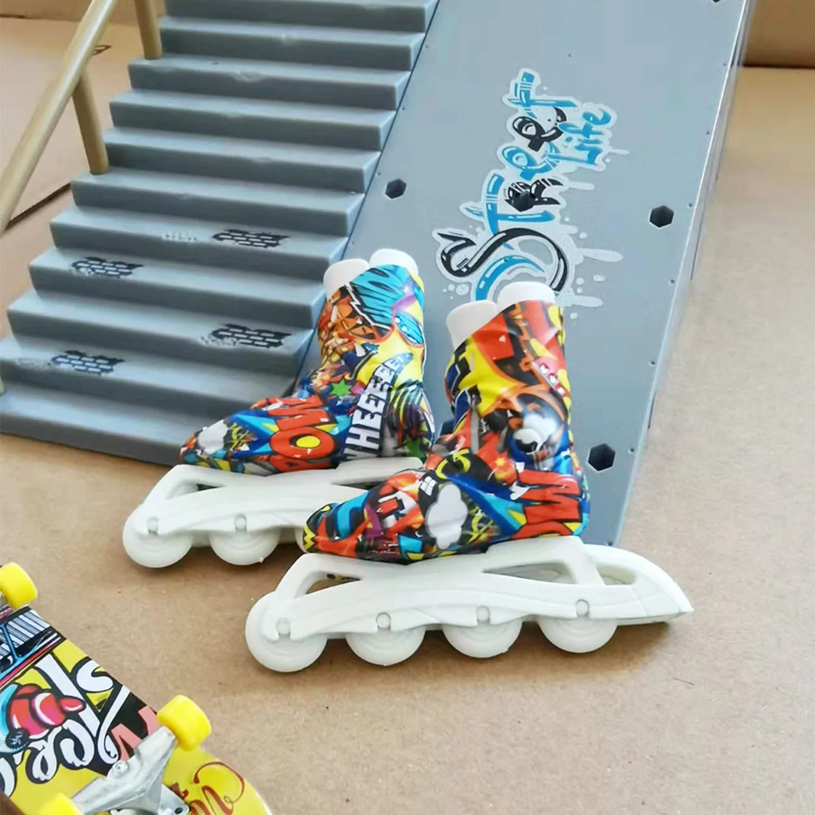 Mini-Roller-Skates-For-Fingers-Skateboard-Mini-Roller-Skates-For ...