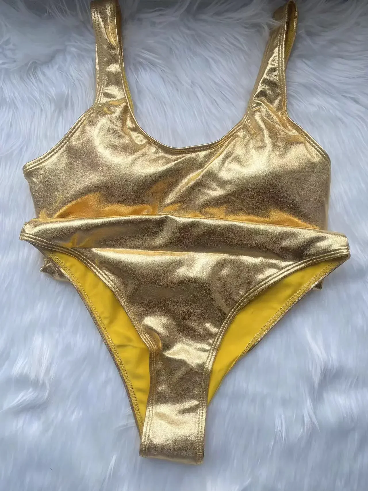 Gl-nzende-Golds-tempel-Silber-einteilige-Badeanzug-Frauen-Bade ...