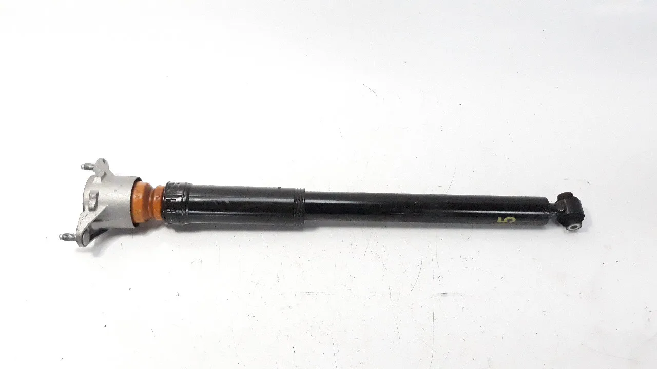 A1763201531 우측 후방 충격 흡수 장치: 메르세데스 벤츠 Cla Coupé Cla 180 (122 Cv) (중고 ...