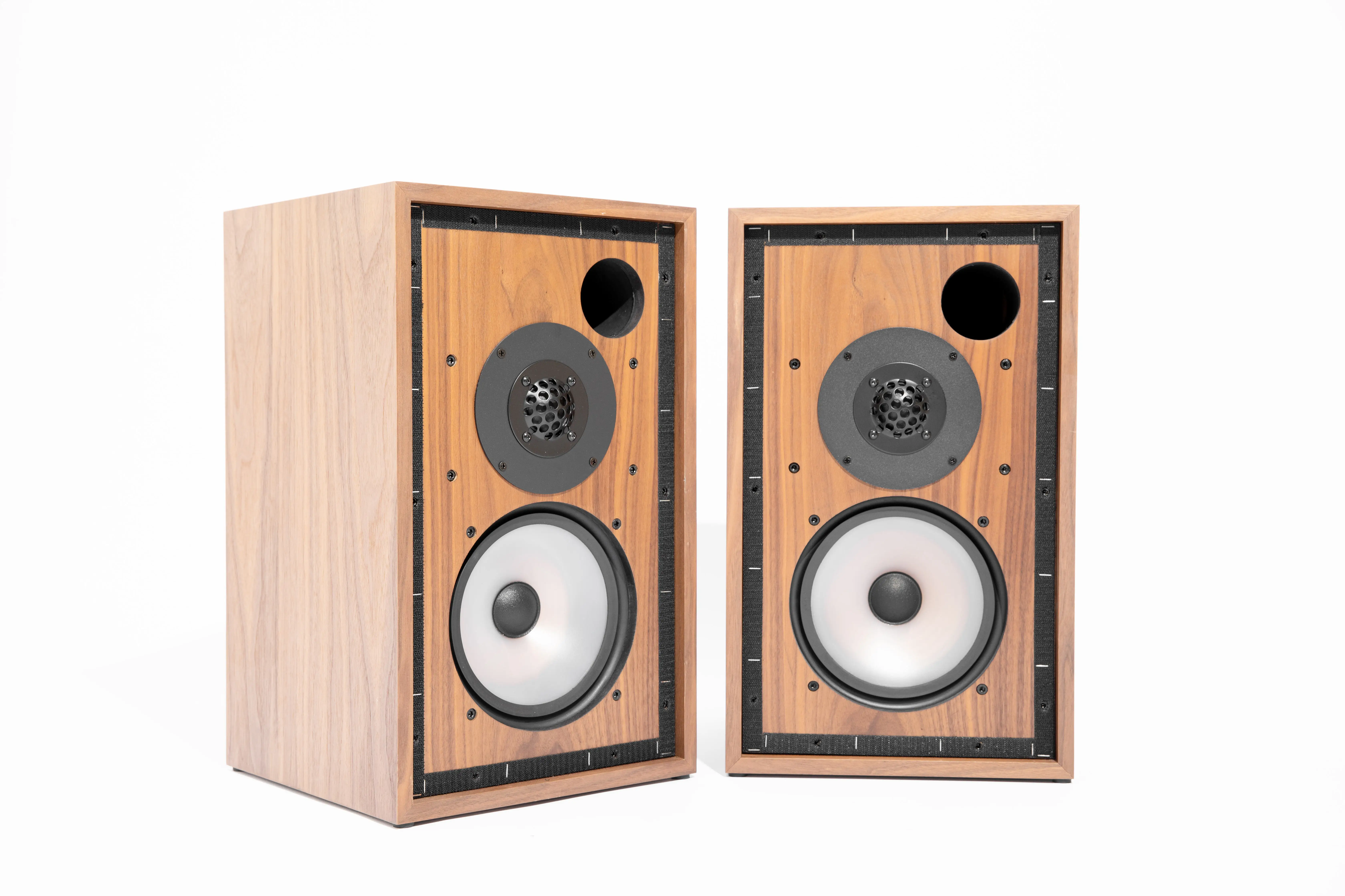 SoundArtist-LS5-9-Monitor-Bookshelf-Speakers-loudspeakers-Pair.jpg
