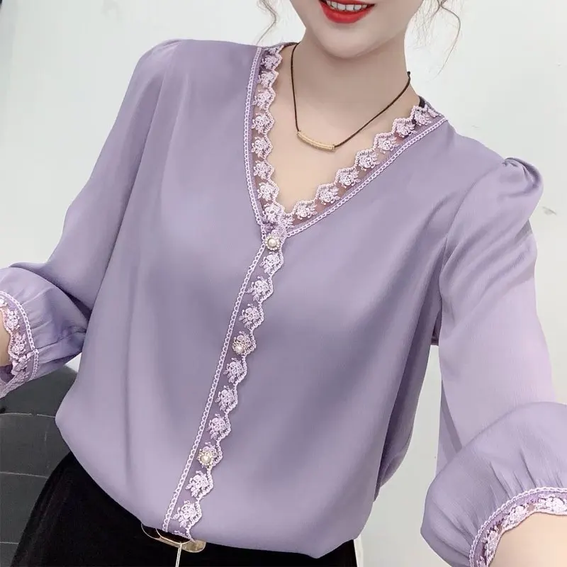 Camisa-emendada-de-renda-doce-com-bot-o-p-rola-feminina-blusa-manga-3-4-decote.jpg