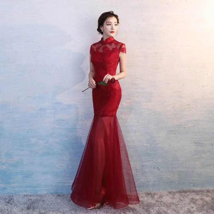 Elegant Female Chinese Classic Cheongsam Traditional Evening Party ...