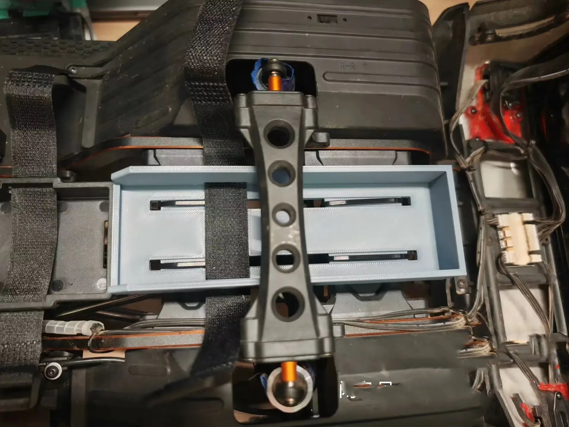 Dual-battery-compartment-box-for-Rlaarlo-MK-07-1-7-Brushless-Climbing ...