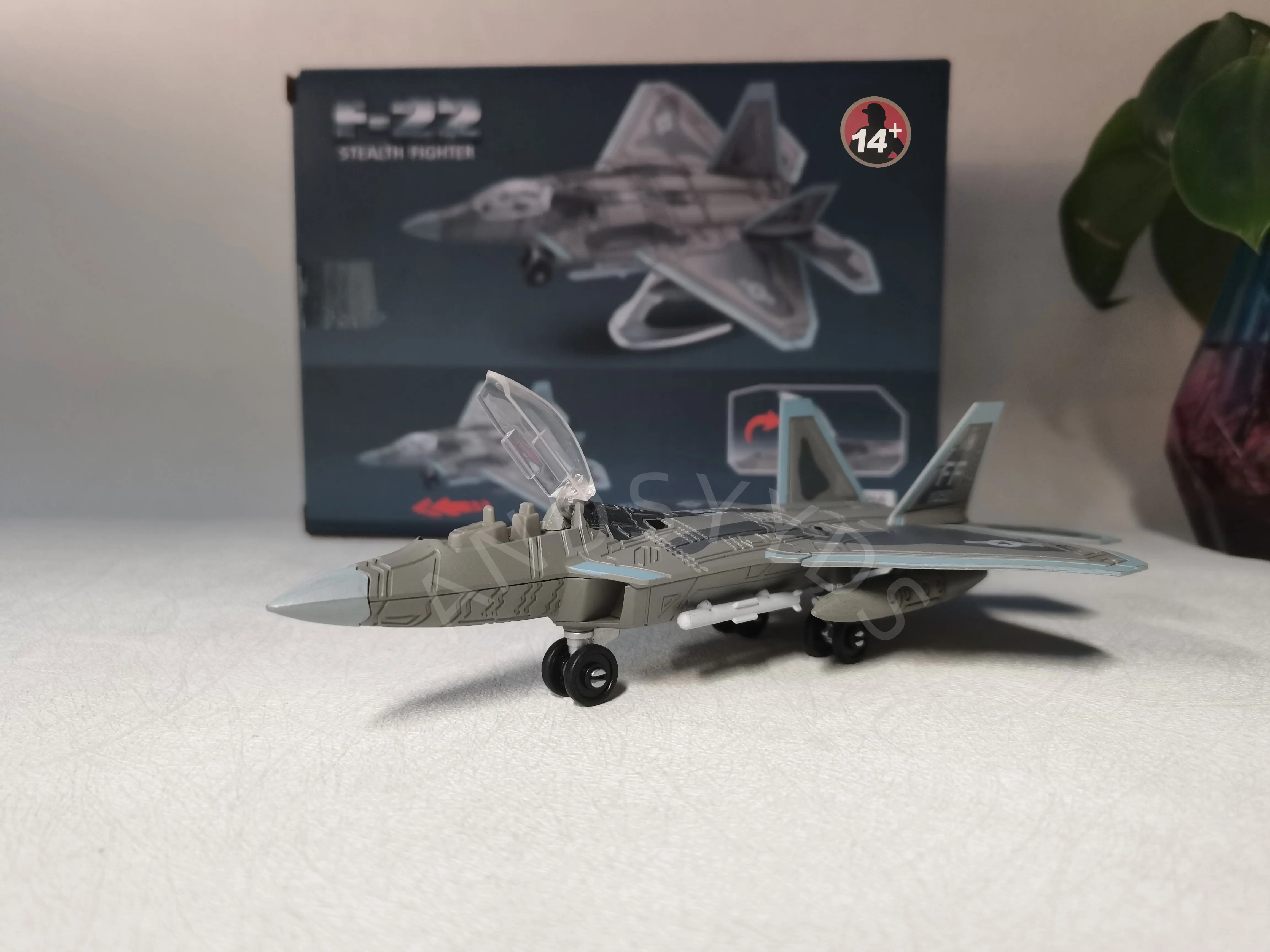 1/100 Fighter Model F-22 ABS Material DIY Assemble Collection ...
