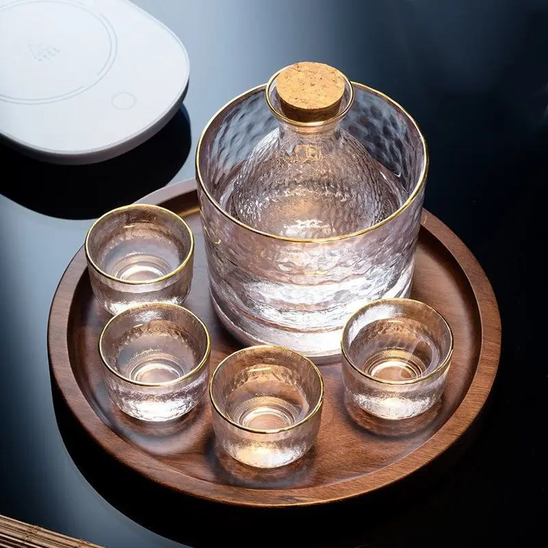 Sake-Pot-Japanese-Cold-Sake-Glasses-Clear-Unique-Trendy-Floating-Design ...