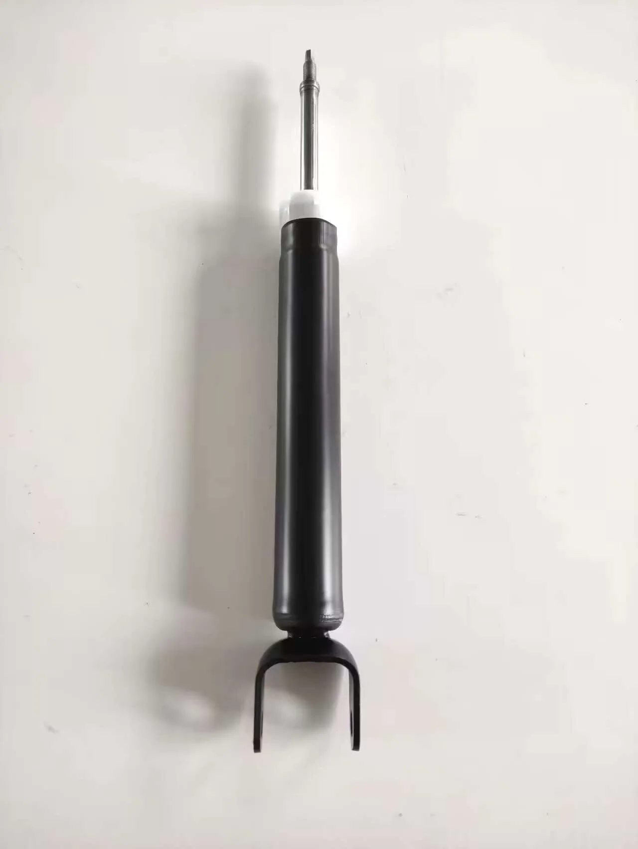 68069677AE-Rear-shock-absorber-11-15-for-Jeep-Grand-Cherokee-Car ...