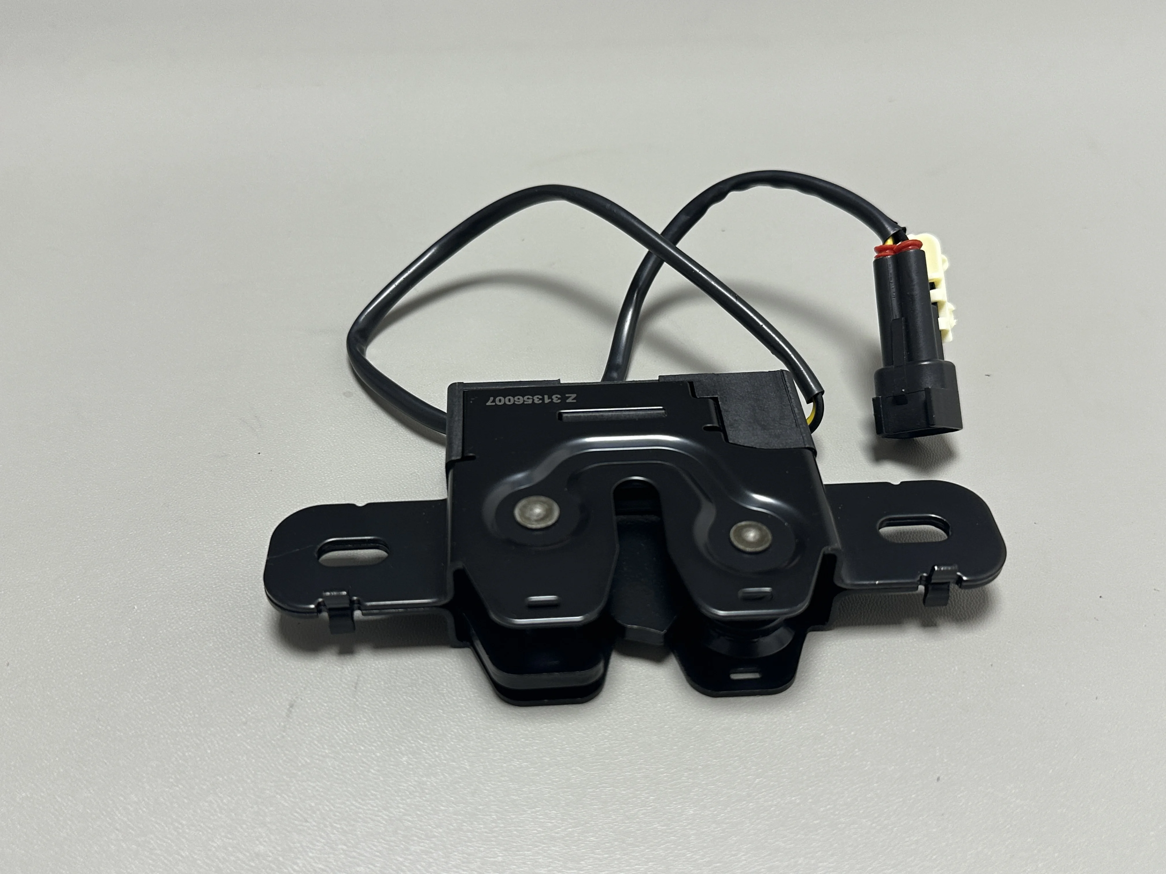 31356007 Замок капота двигателя автомобиля в сборе, правый боковой ...