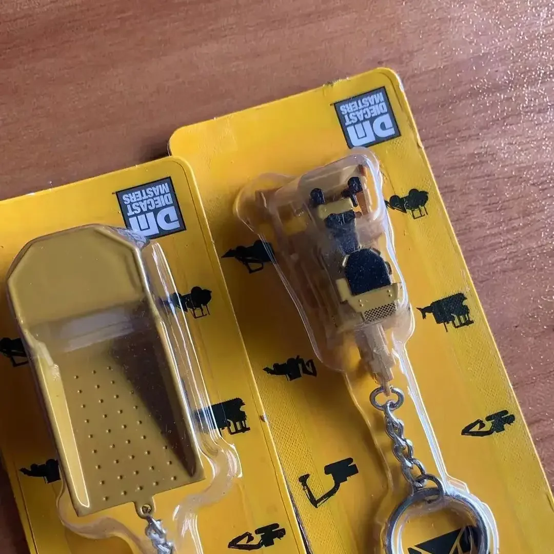 For-CATD-8T-950M-770-320-Alloy-Engineering-Vehicle-Key-Chain-Excavator ...