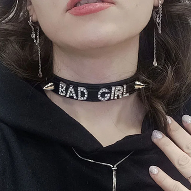 Punk-Rivet-Rhinestone-Letters-BAD-Girl-Gargantilha-Colares-Colares ...