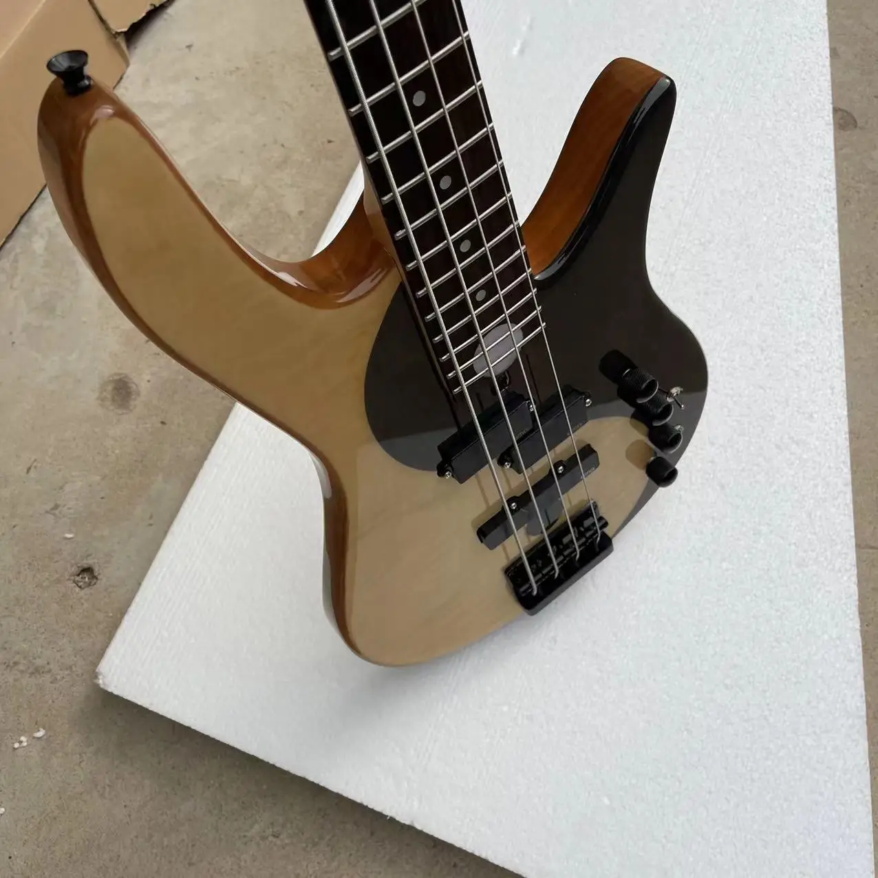 4-string-bass-butterfly-electric-bass-log-color-high-gloss-shipping ...