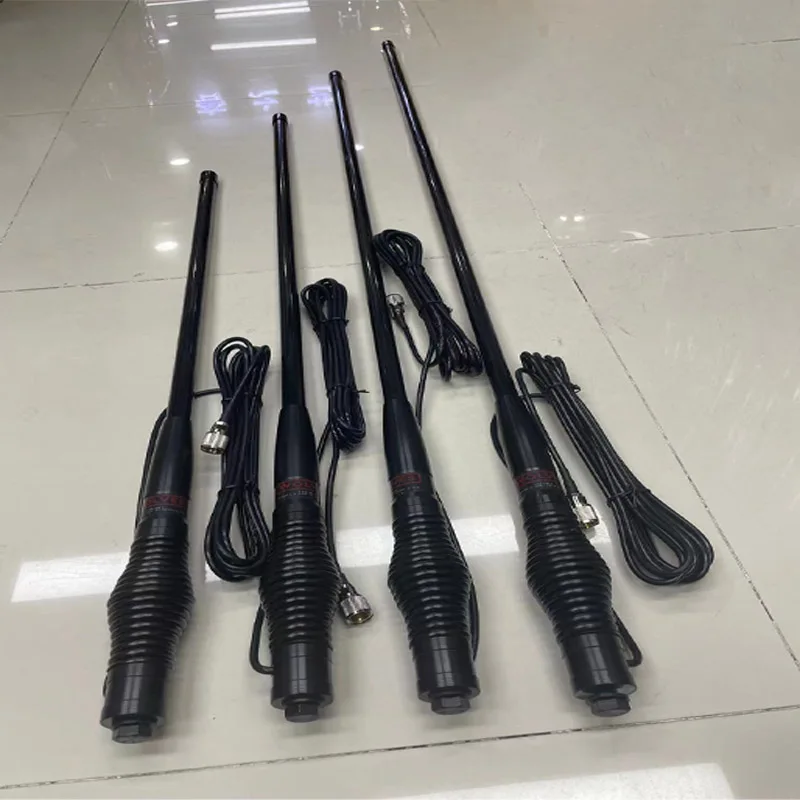 Off road vehicle platform equipped with enhanced auxiliary signal ...