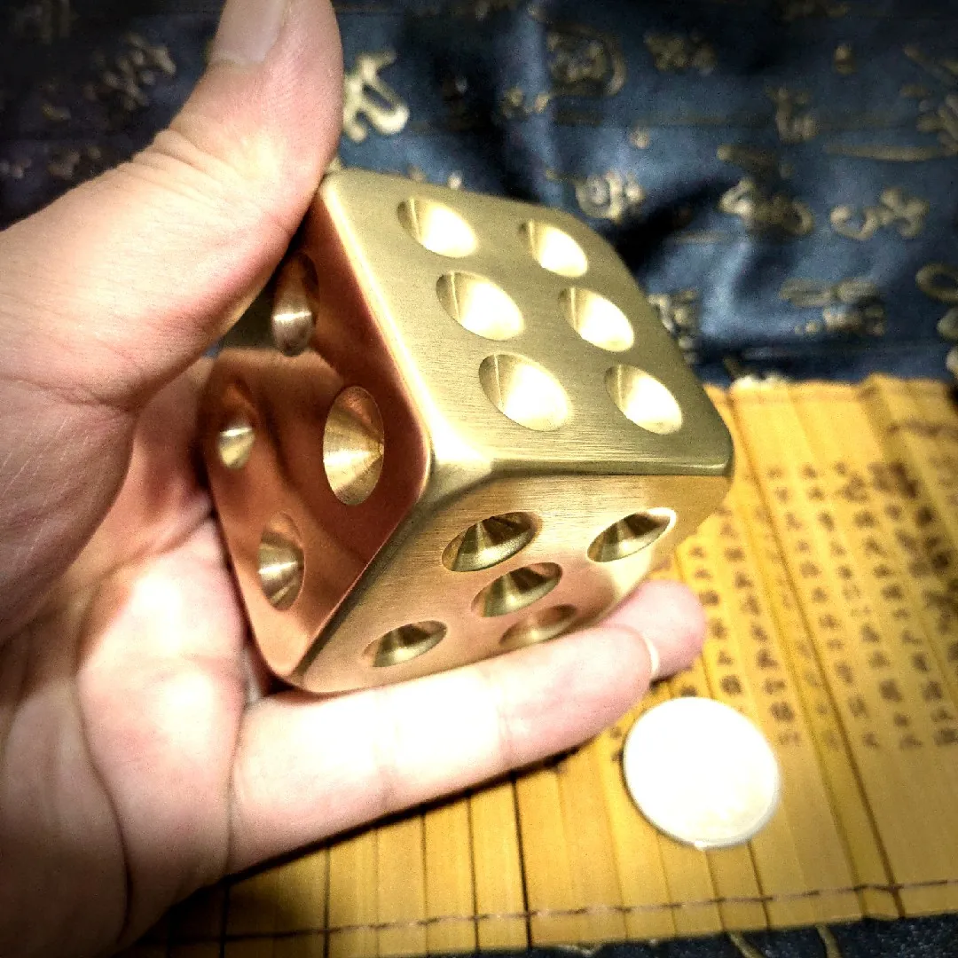 Pure-Copper-Solid-Dice-Ornaments-Creative-Brass-Dice-Lucky-Ornaments ...