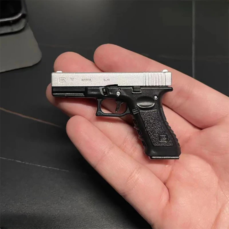 Shell-Ejecting-1-3-Glock-Alloy-Empire-Miniature-Toy-Gun-Keychain-Jedi ...