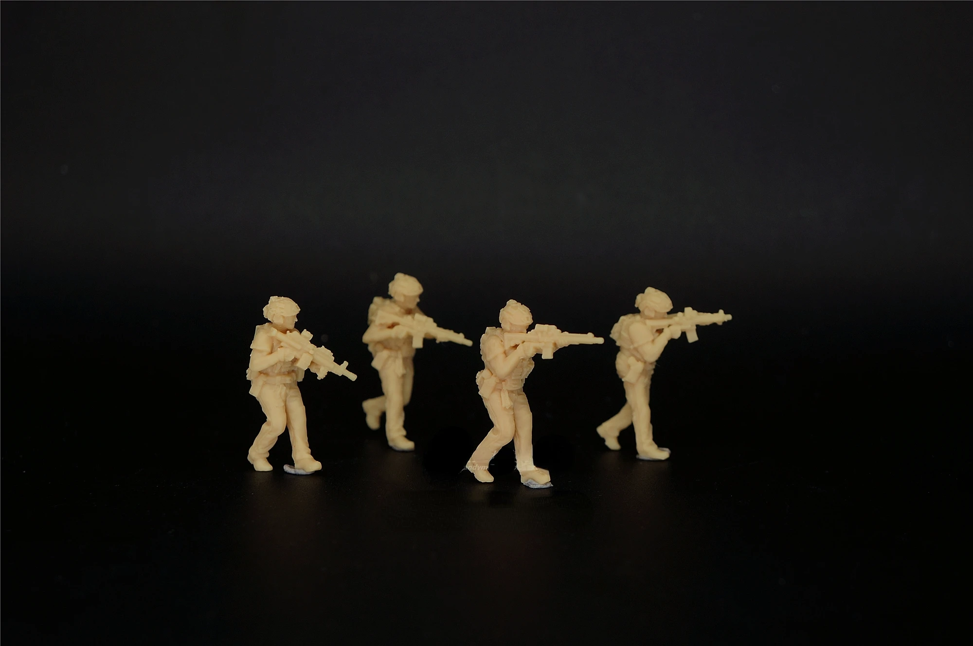 1-72-Modern-US-Anti-terrorism-Special-Forces-Team-Consisting-of-4 ...