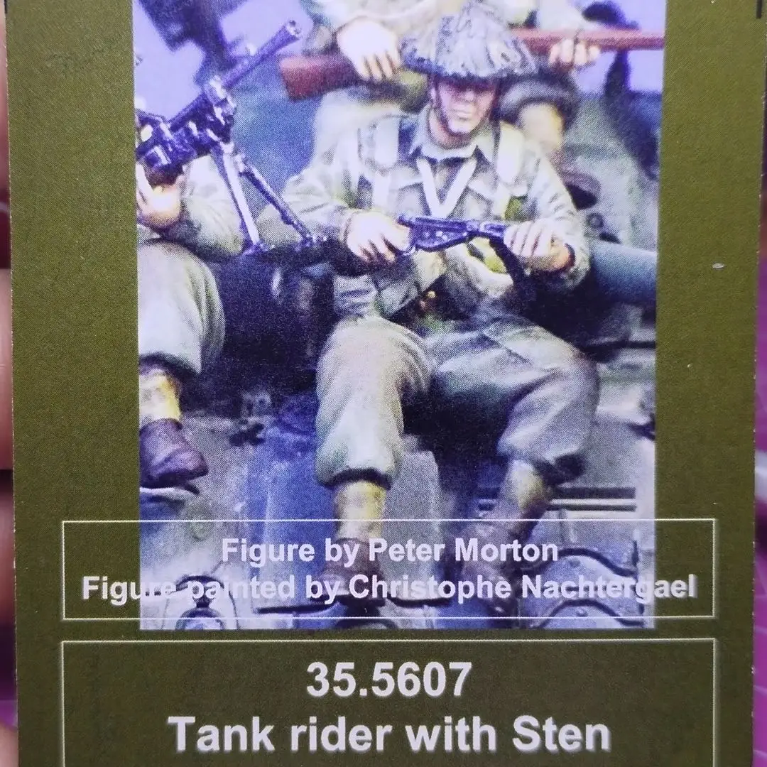 1-35-Resin-Model-Figure-GK-Unassembled-and-unpainted-kit.jpg