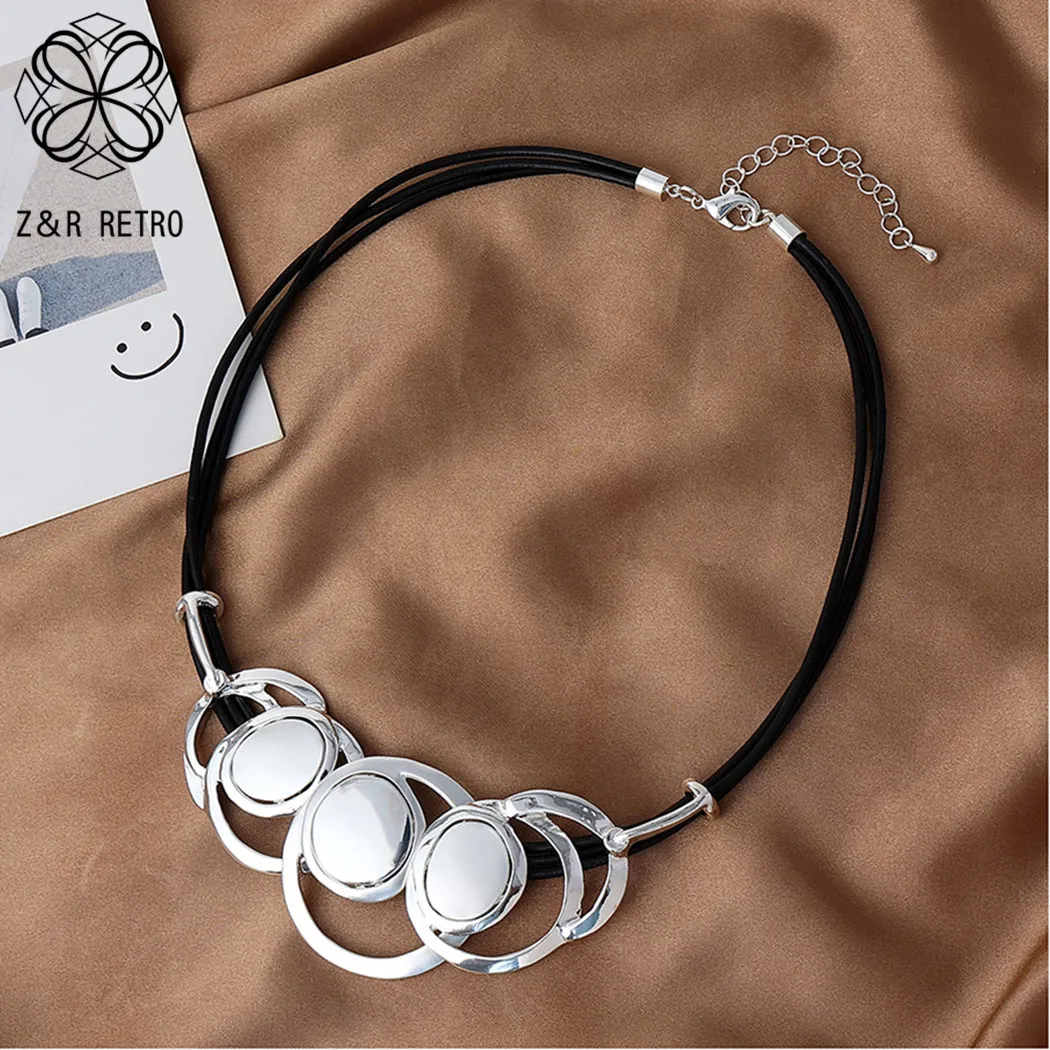 Trending Neck Jewellery: The Bold Geometric Choker That’s Redefining ...