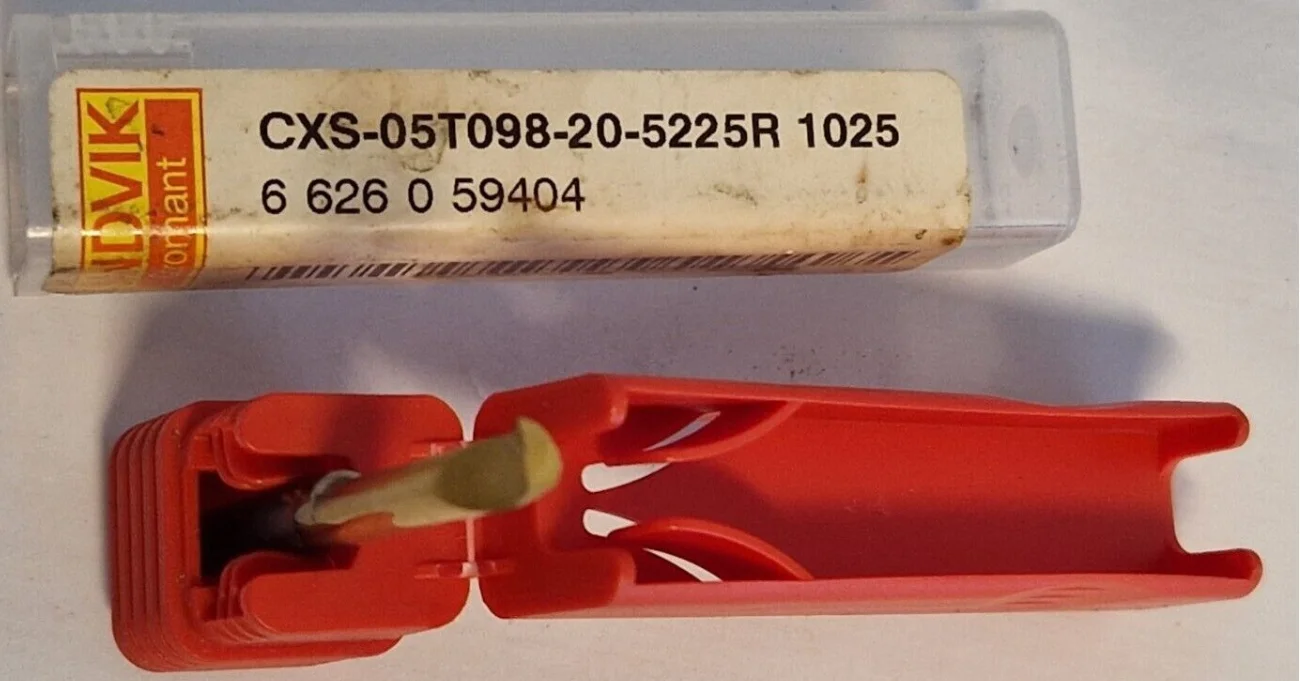 1PCS CARBIDE INSERT CXS-05T098-20-5225R 1025