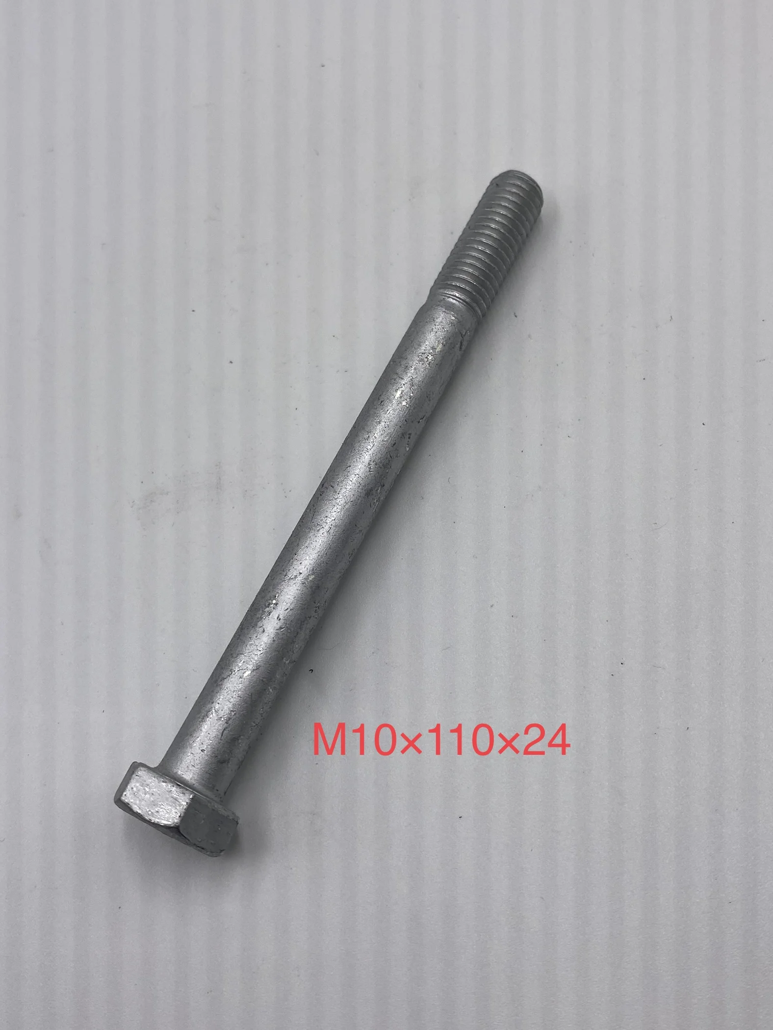 Suitable for Audi A4A6A7A8Q5 fix the upper control arm to the spindle ...