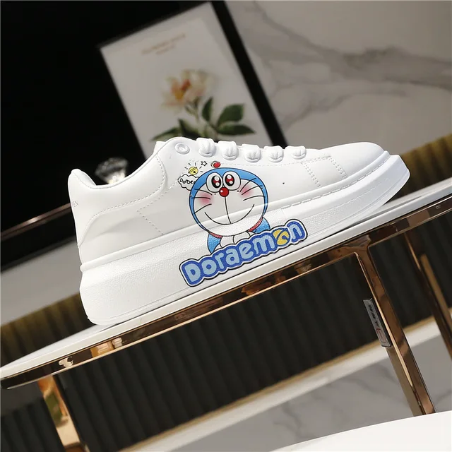 Sepatu Doraemon