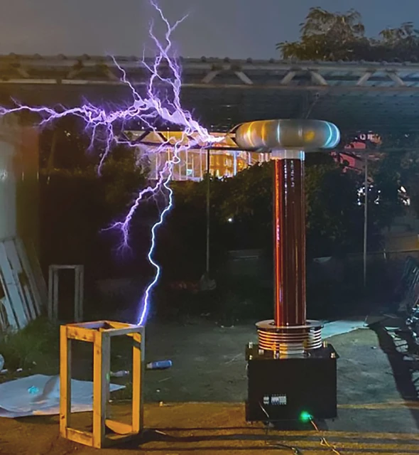 Tesla Coil With Tesla