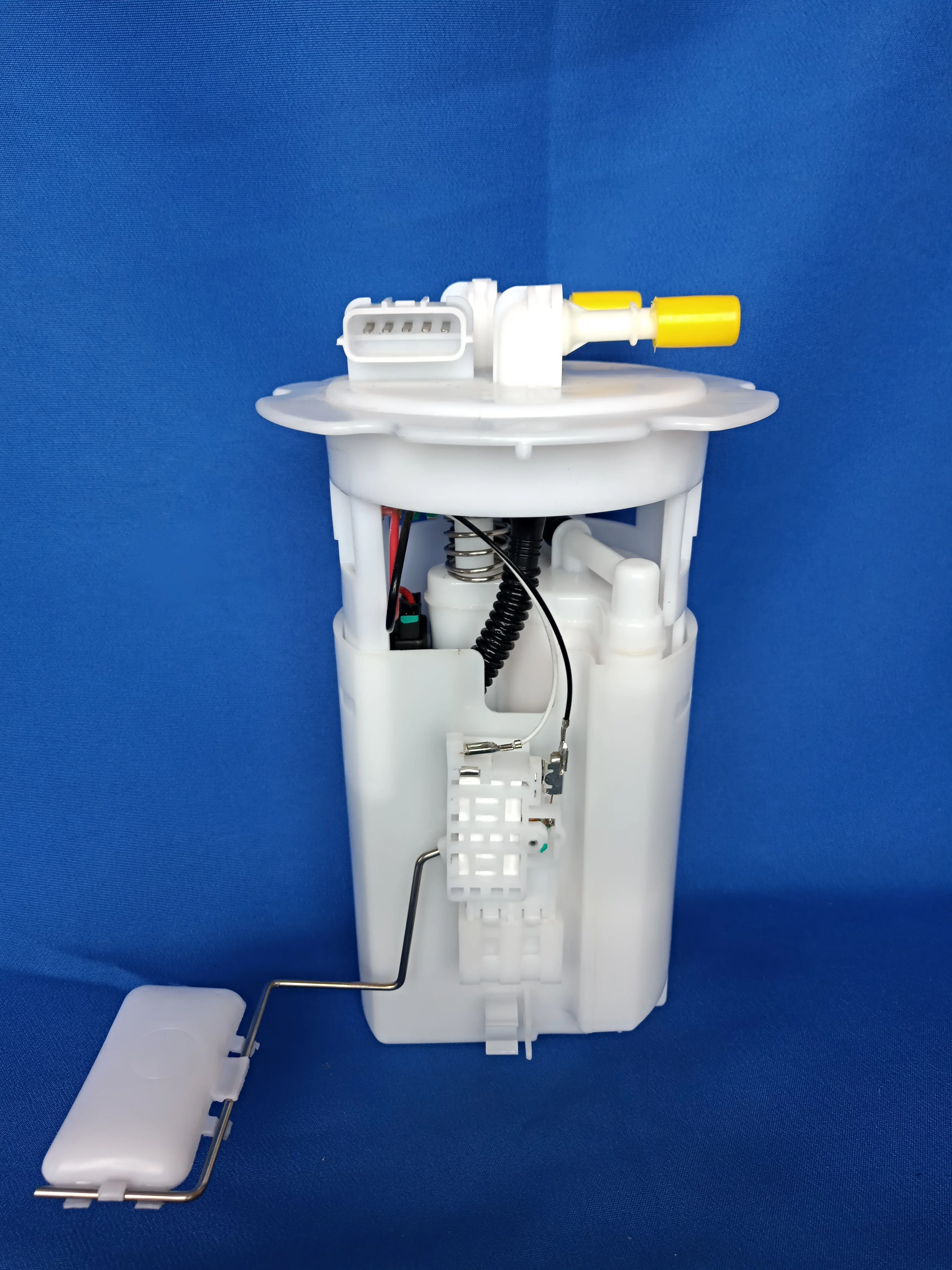 17040-8U002-17040-8M21B-Car-Fuel-Pump-Module-Assembly-fit-for-Nissan ...