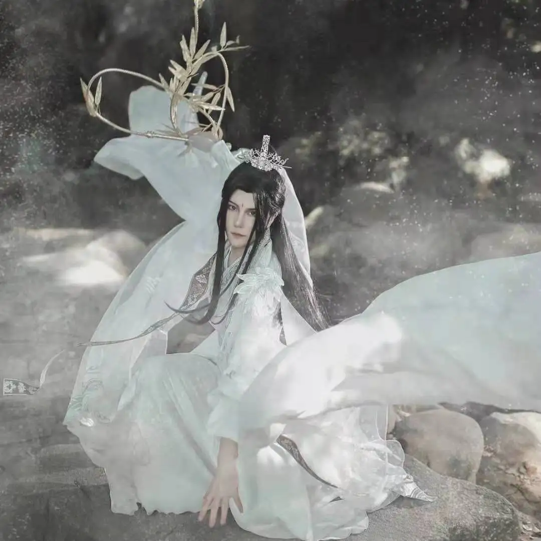 Er-Ha-And-His-White-Cat-Master-Chu-Wanning-Cosplay-Costume-TGCF-Xie ...