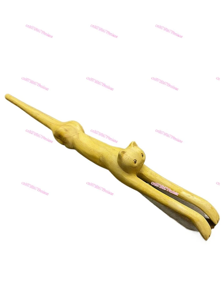 Cat-Shaped-Back-Scratcher-Wooden-Scratching-Stick-DIY.jpg