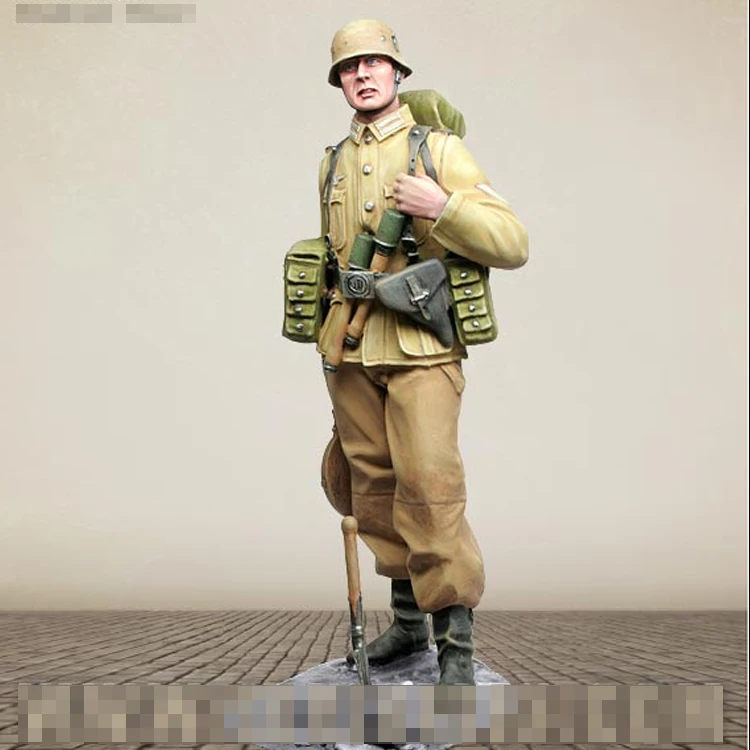 1 / 16 Resin Soldier Full Body Model World War II Soldier Engineer ...