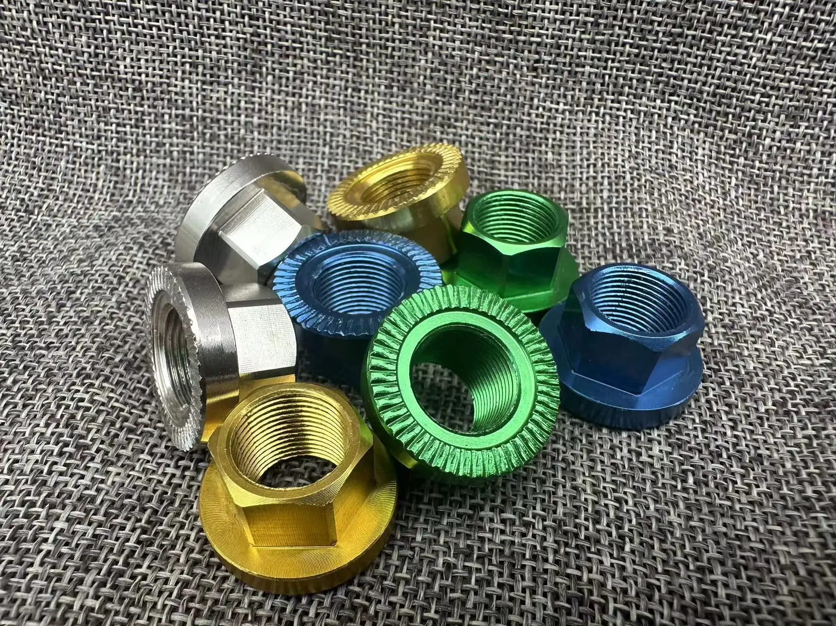 bmx-rear-hub-nuts-wheel-nuts-14mm-axles-17mm-hex-7075-T6-cnc-super ...