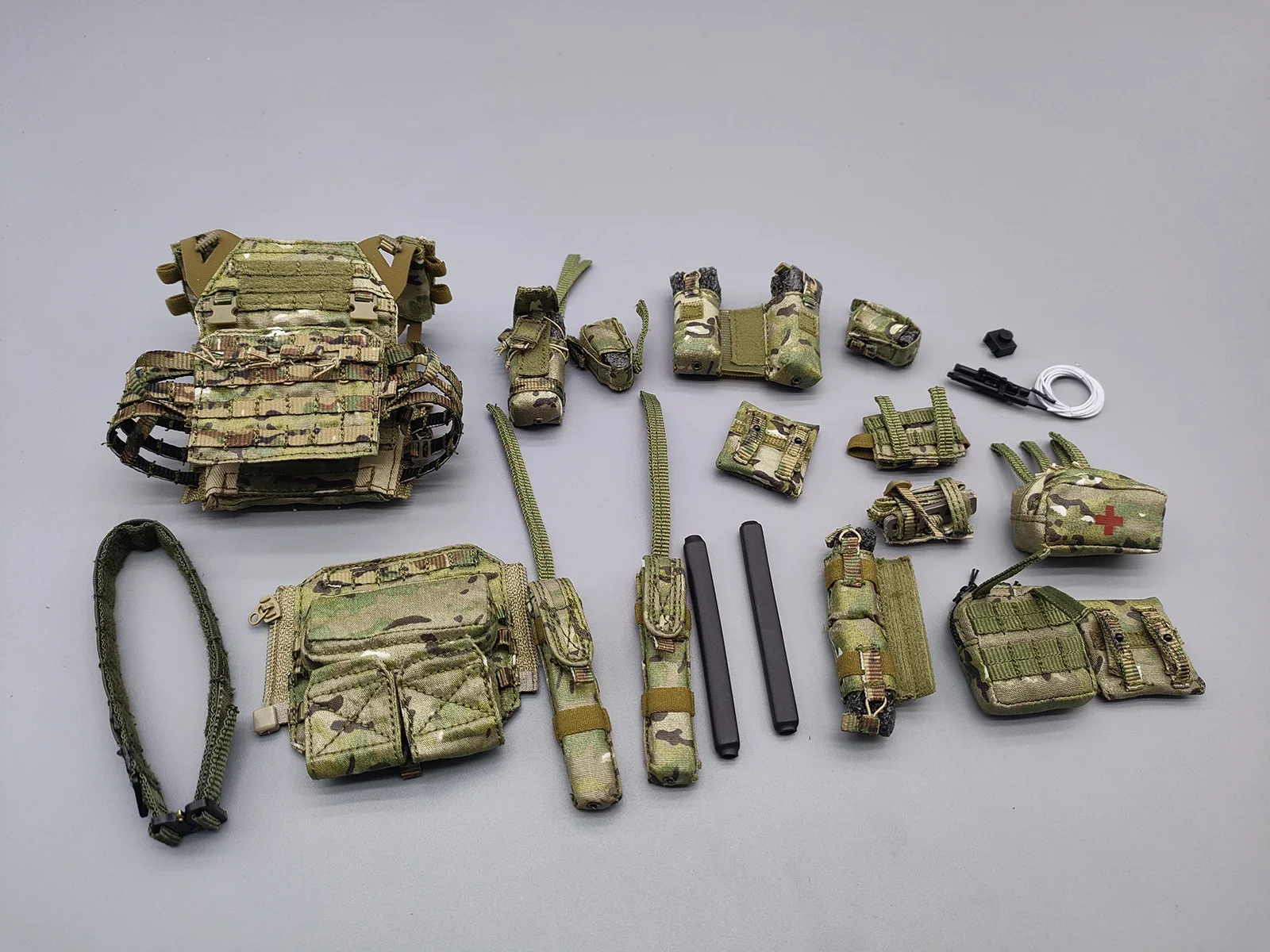 EASY-SIMPLE-1-6-Scale-ES-26061-Soldier-Vest-Hanging-Set-Model-for12-CAG ...