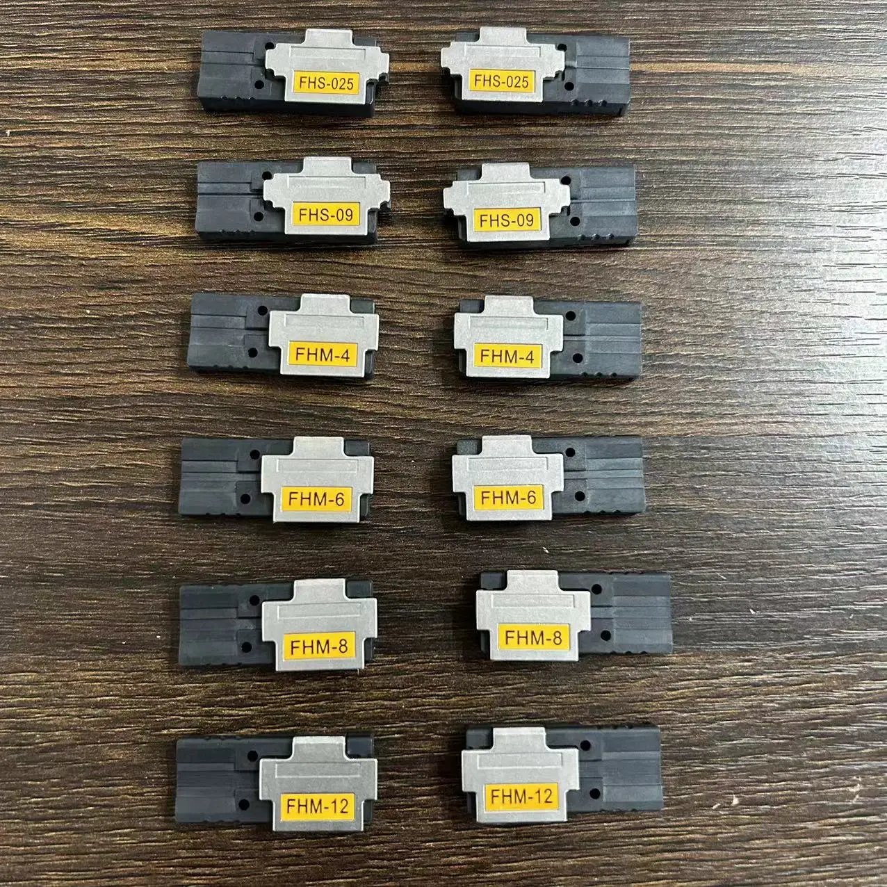 FHS-025-FHS-09-FHM-4-FHM-6-FHM-8-FHM-12-Fiber-Holder-for-T.jpg