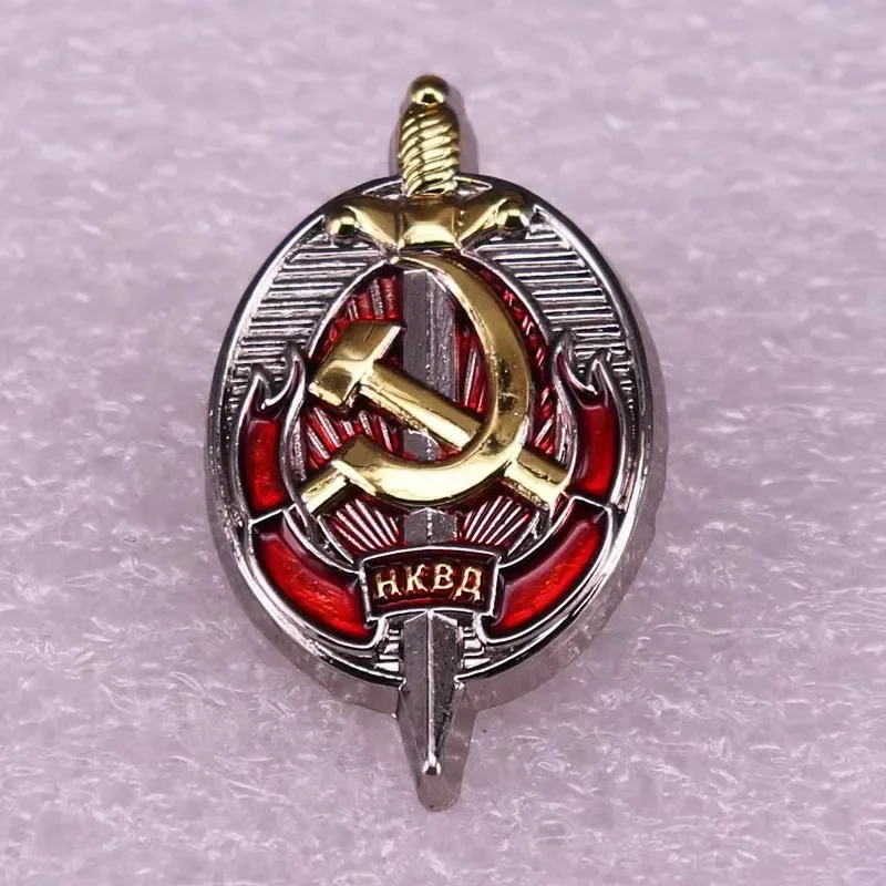 CCCP-USSR-Soviet-Badges-Honored-Worker-of-the-Order-Russian-Army-Emblem ...