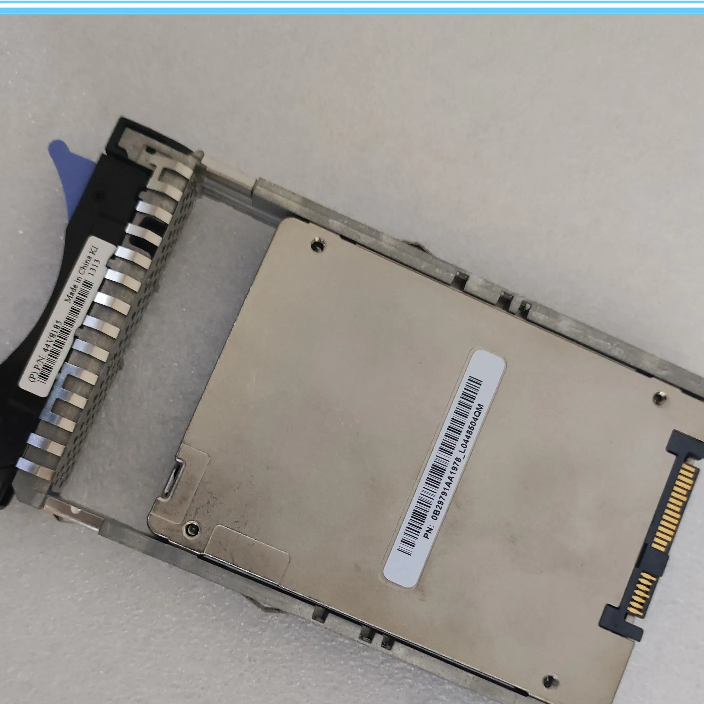 For-minicomputer-P7-P8-387GB-387G-SSD-SAS-74Y9524-74Y9523.jpg