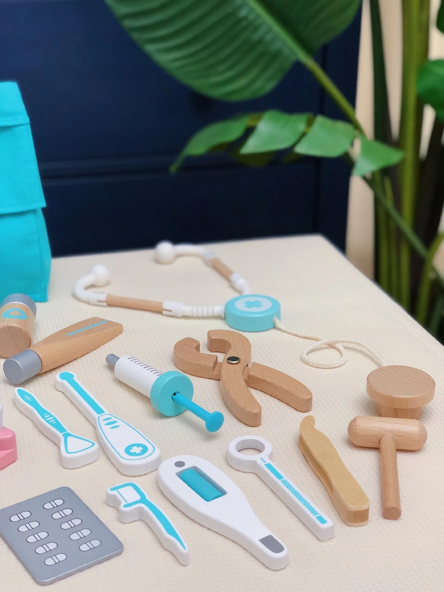 Ensemble de jouets de doctorat - Ensemble de jouets de docteur en bois ...