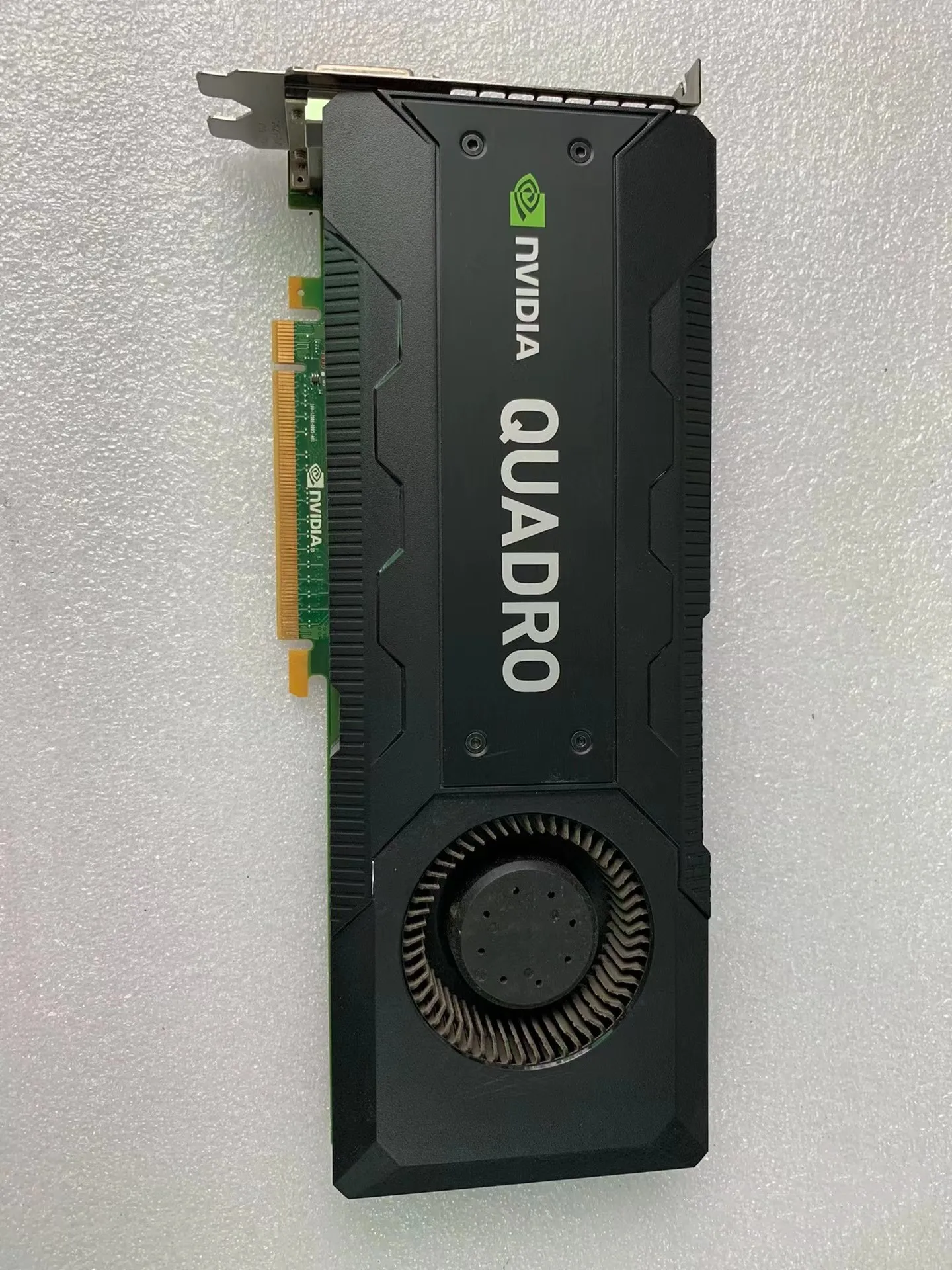 NVIDIA 쿼드로 K5200, 8GB 2304SP, GDDR5 디스플레이 포트, DVI 전문 그래픽 카드 사용